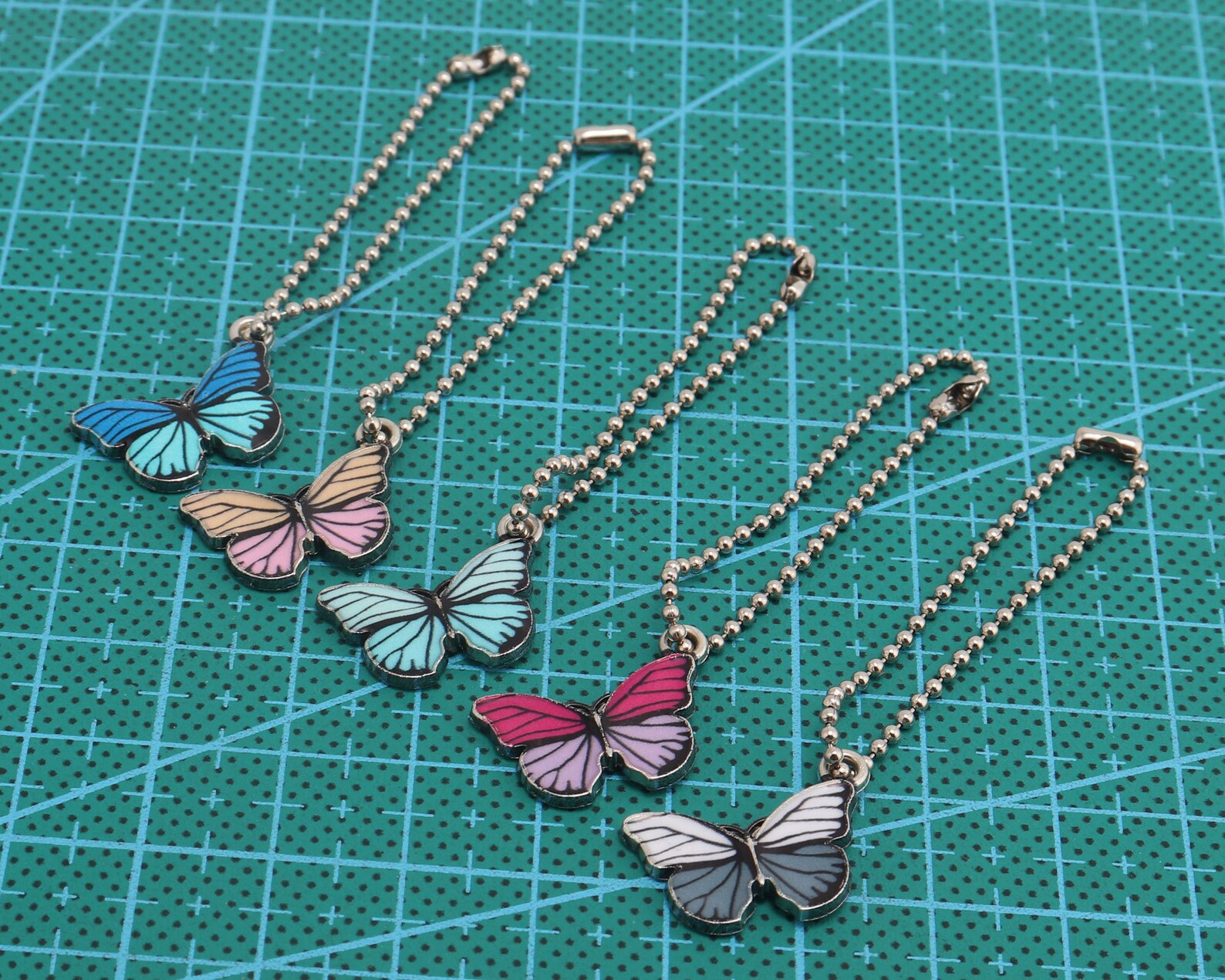 2PCS Butterfly Shoelaces Charms,metal Shoelace Tag,cute Shoelace ...