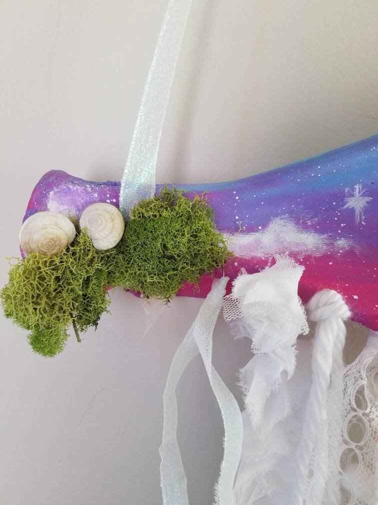 Elk scapula with lace wall hanging Cottagecore Kawaii - Etsy.de