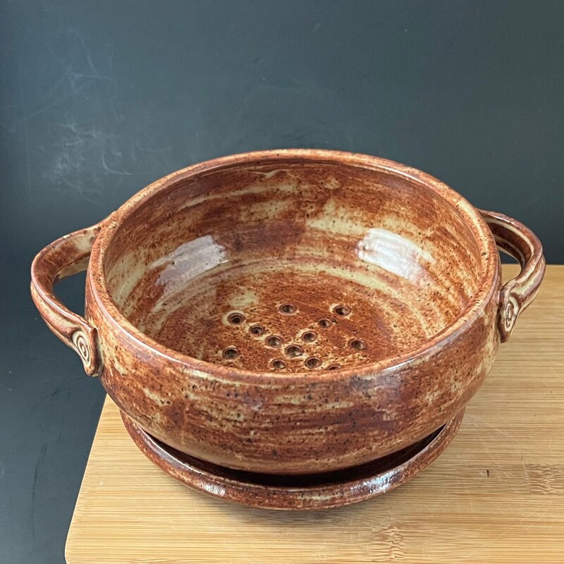 Berry Bowl Colander - Etsy