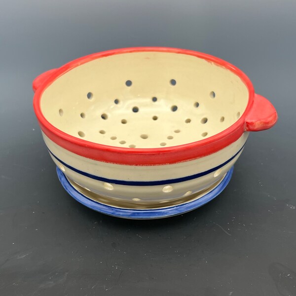 Berry Bowl Colander - Etsy