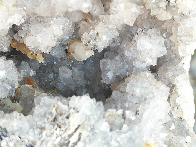 Chalcedony Geode Coaster With Quartz Crystals 8.5 Cm X 7.5 Cm | Etsy
