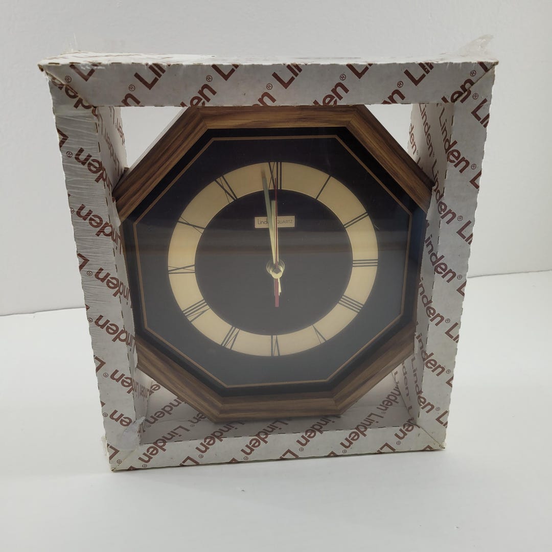 Linden Quartz Wall Clock Unity Oak Frame Brass Hands & Face Old Stock ...