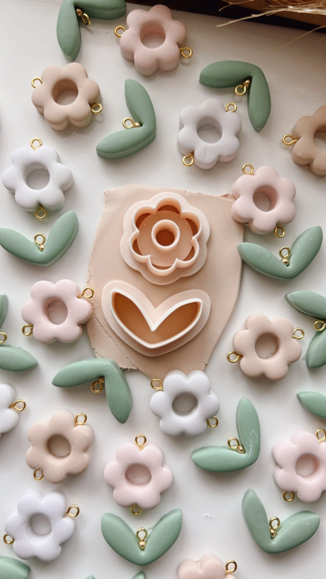 Hug Flower Clay Cutter Set - Etsy