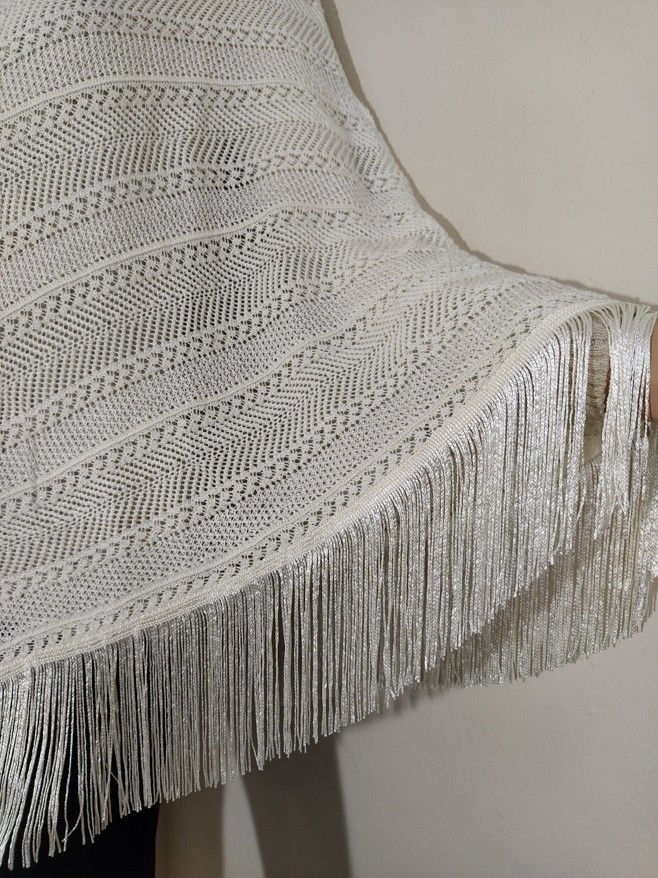 Women Lightweight Poncho, Thin Lace Poncho, Crochet White Poncho, Ivory ...
