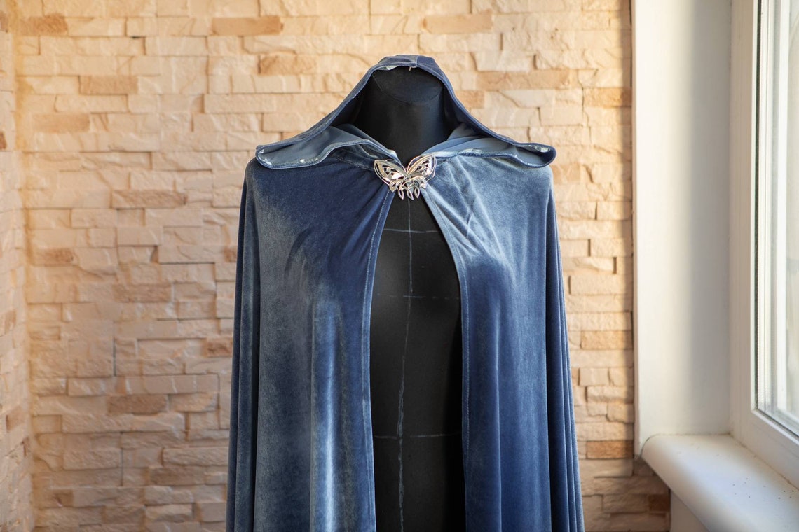 Arwen Undomiel Cape. Еlven Cloak. Cloak With a Brooch to - Etsy