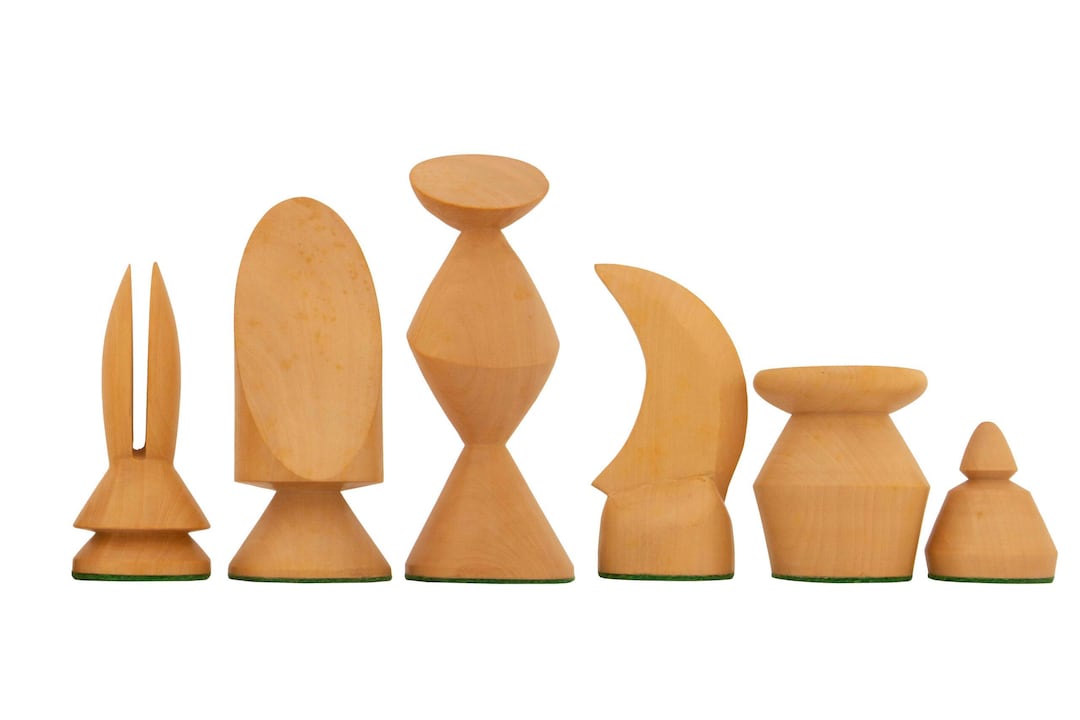 Reproduced 1943-44 Max Ernst Chess Set 5.5" Boxwood/ebonised(stained ...