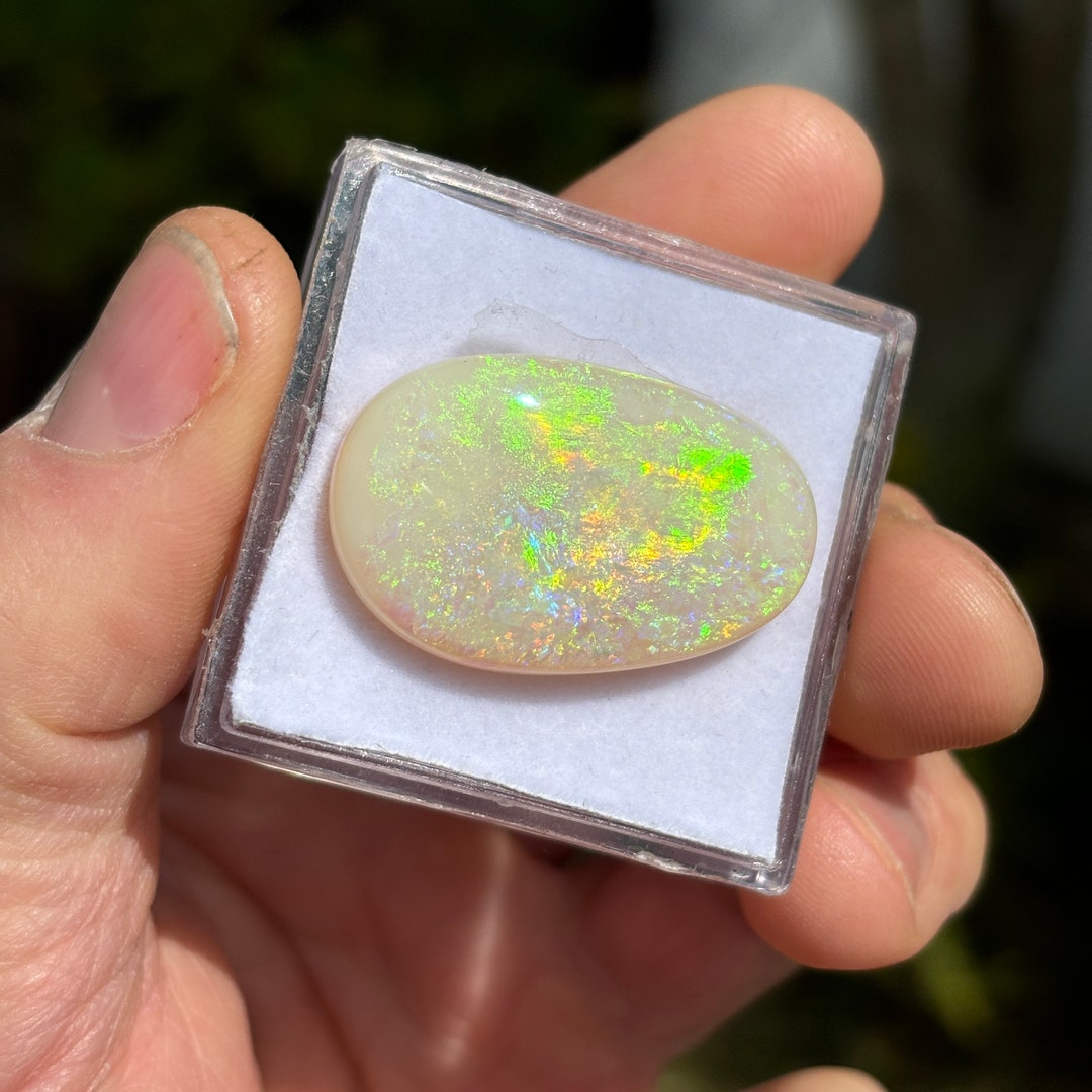 35.35 Carat Olympic Mine Pear Large White Opal Australian Coober Pedy ...