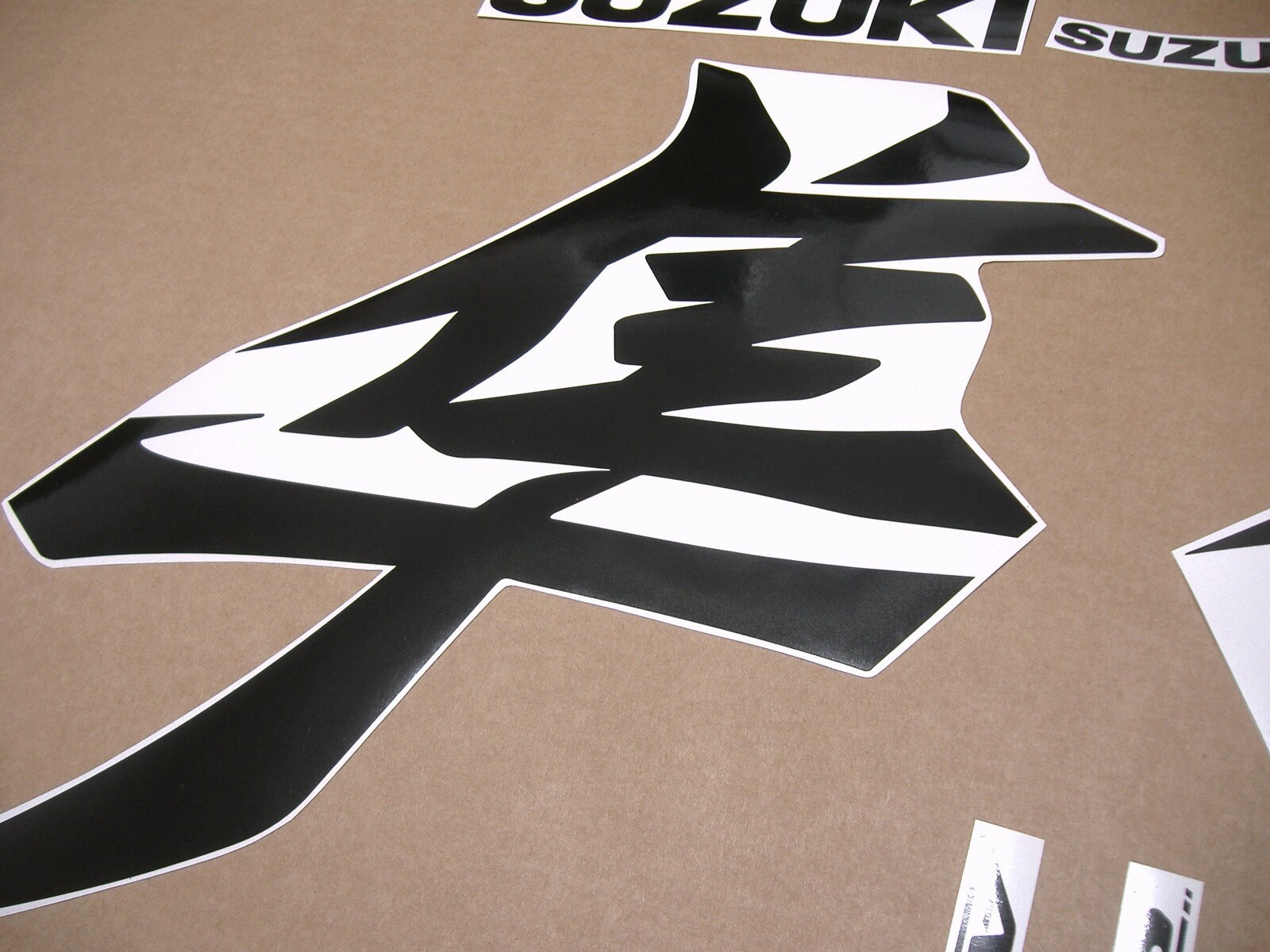 Suzuki Hayabusa 2021 - Onwards Custom Gloss Black Color Decals Set ...