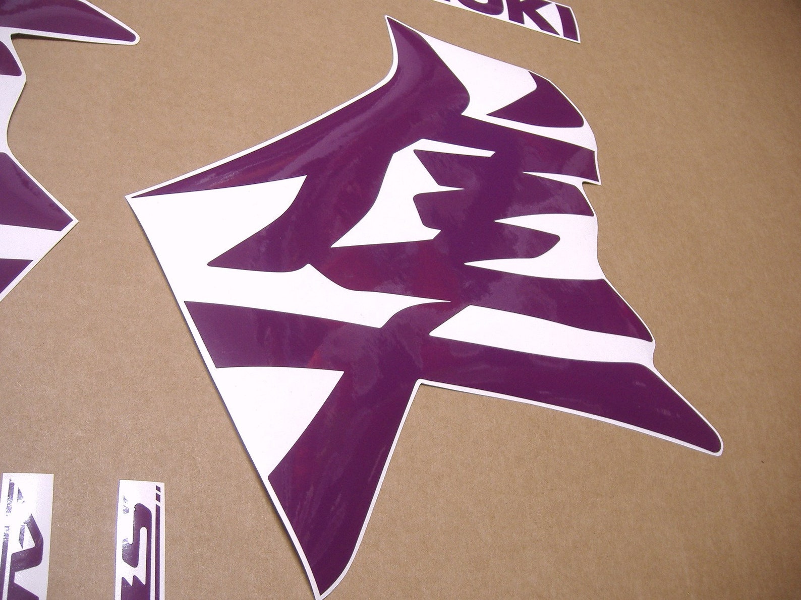 Suzuki Hayabusa 2021 - Onwards Custom Purple Color Decals Set Stickers ...