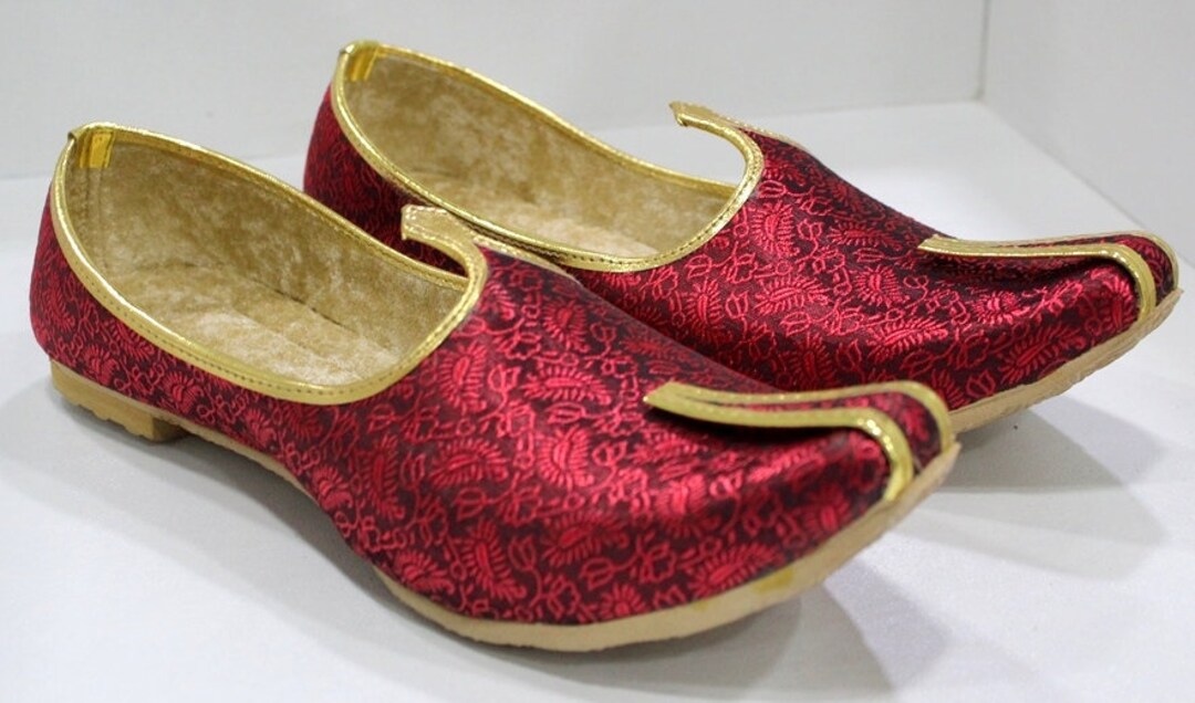 Maroon Men Punjabi Jutti Shoes for Groom Traditional Ethnic Jutti ...