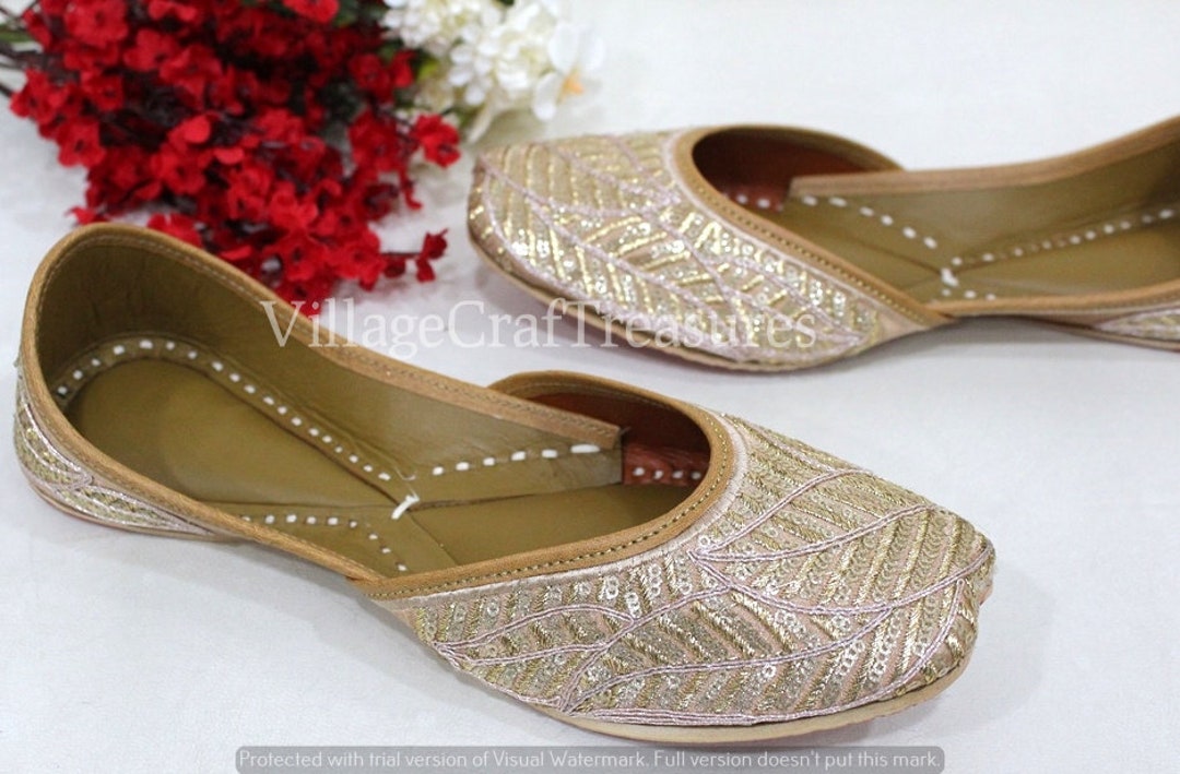 Punjabi Jutti Bridal Shoes Jooti Sequins Work Ethnic Mojaris Flat ...