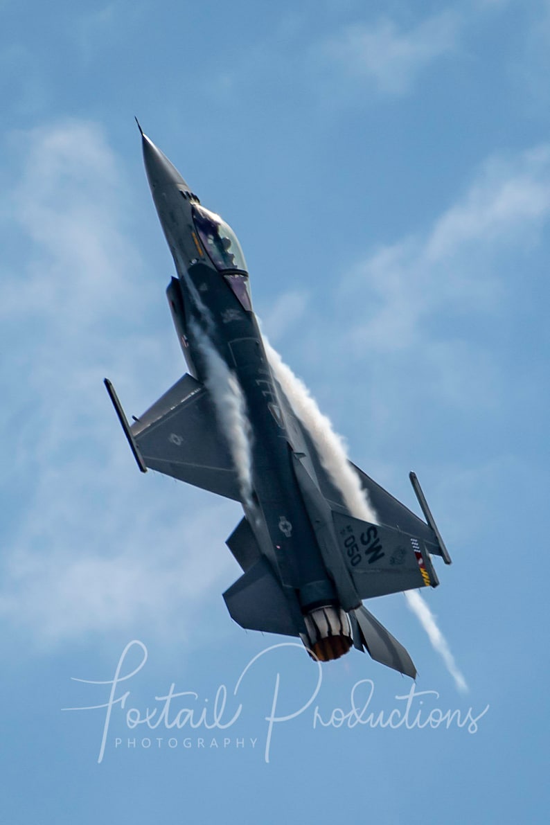 F-16 Viper Fighter Jet Photograph Prints - Airshow Wall Art - Etsy