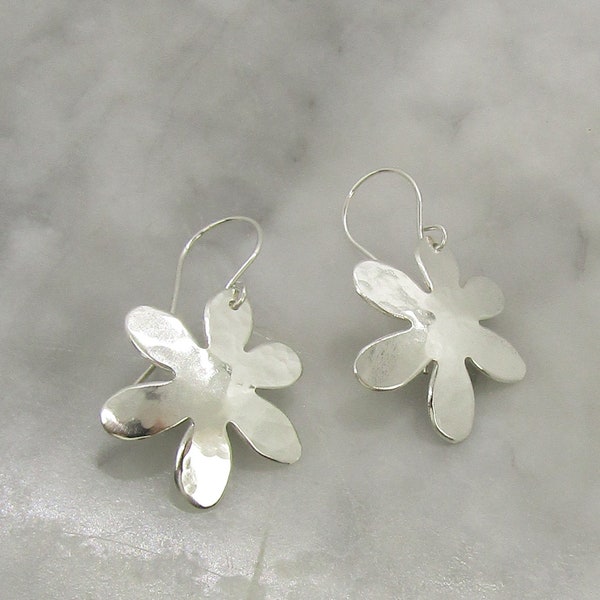 Silver Flower Earrings - Etsy