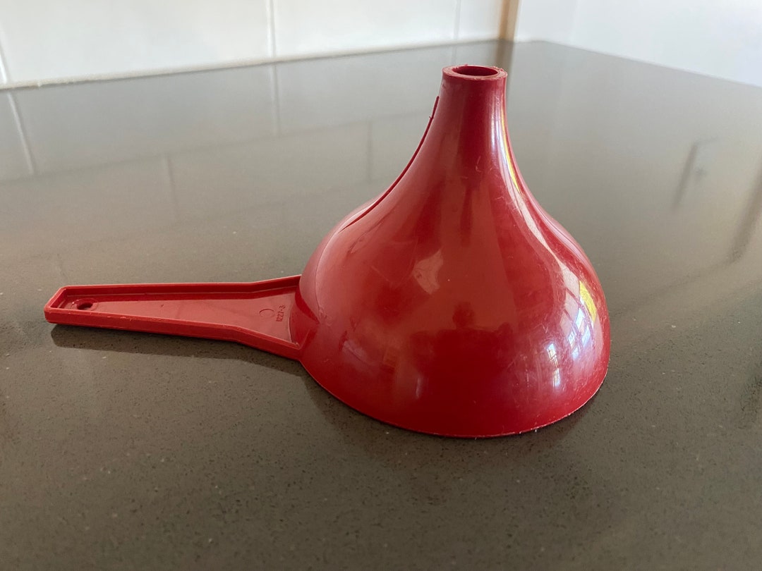 Tupperware Red Funnel, Tupperware 784-4 - Etsy