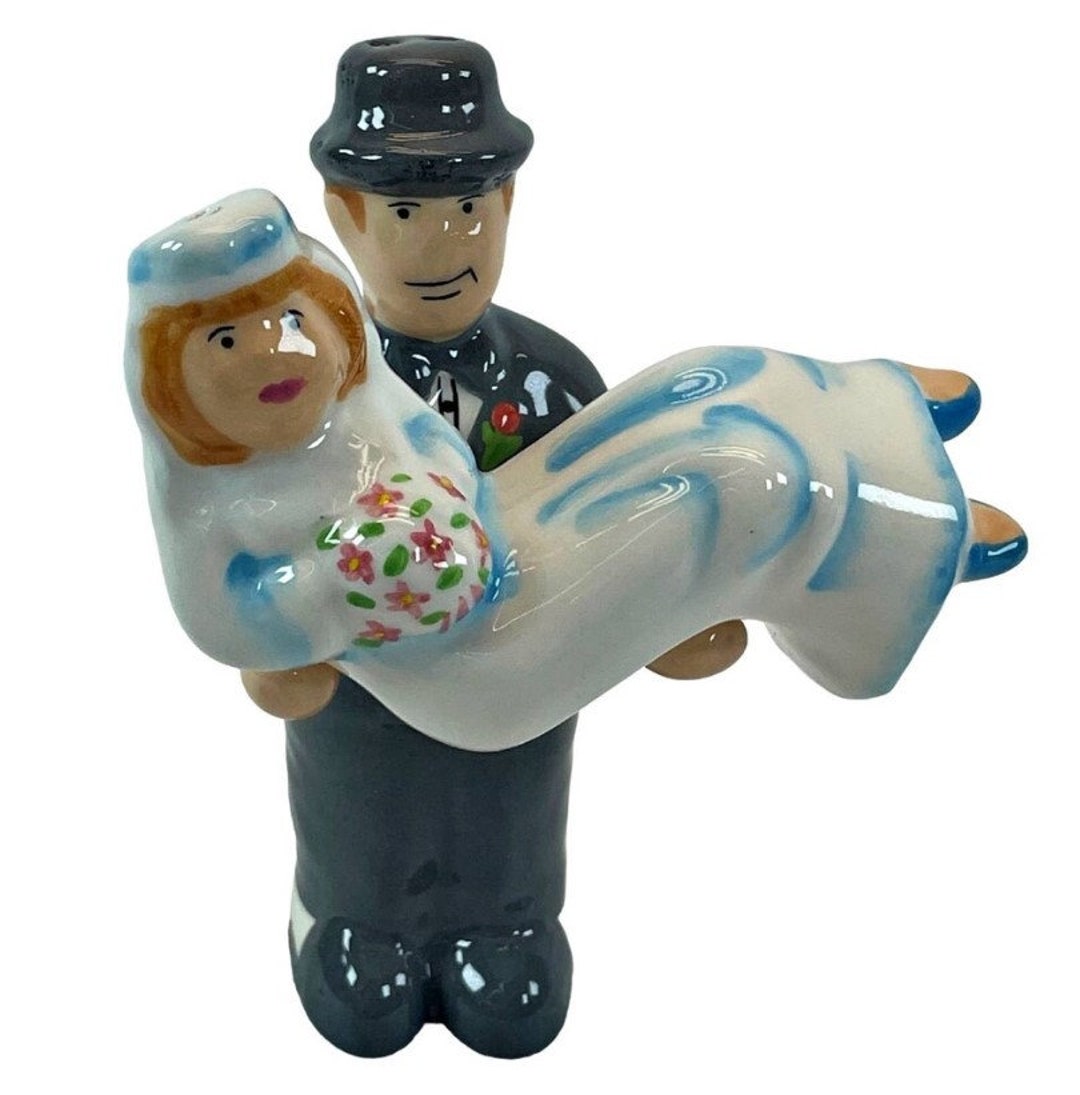 RARE Omnibus Bride Groom I DO Salt and Pepper Shaker Set by Fitz and ...