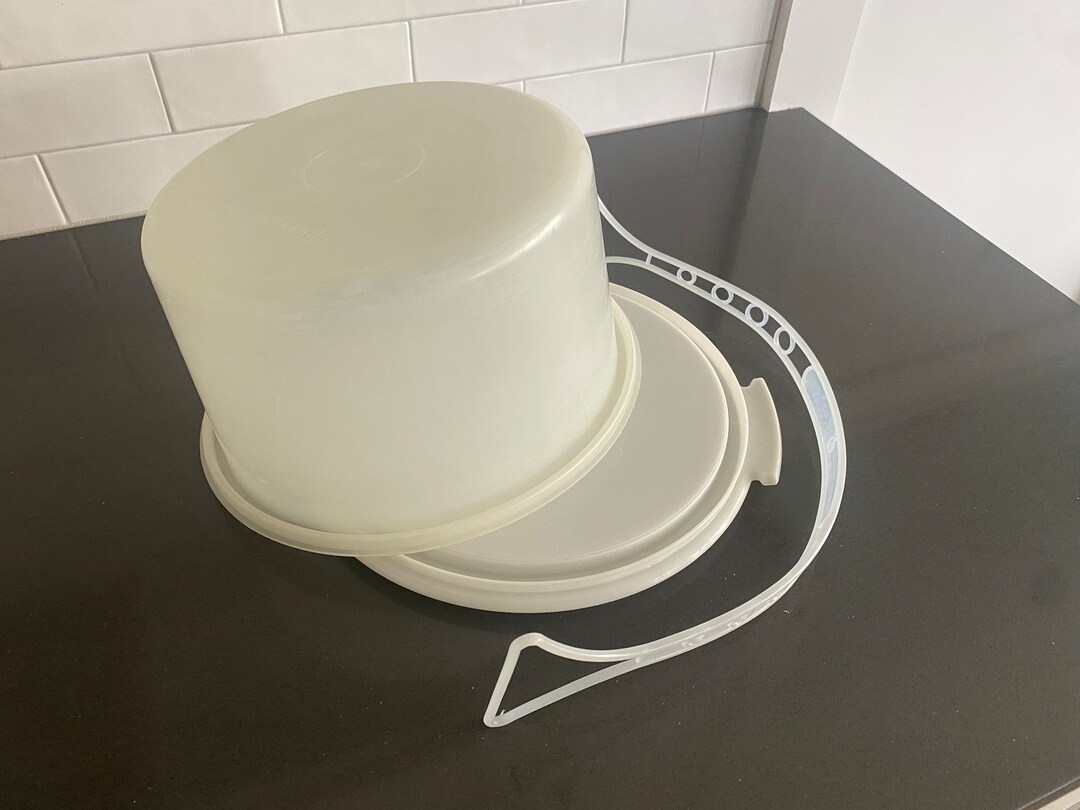 Vintage Tupperware 10 Round Cake Taker 684 Tupperware Sheer White, Incl ...
