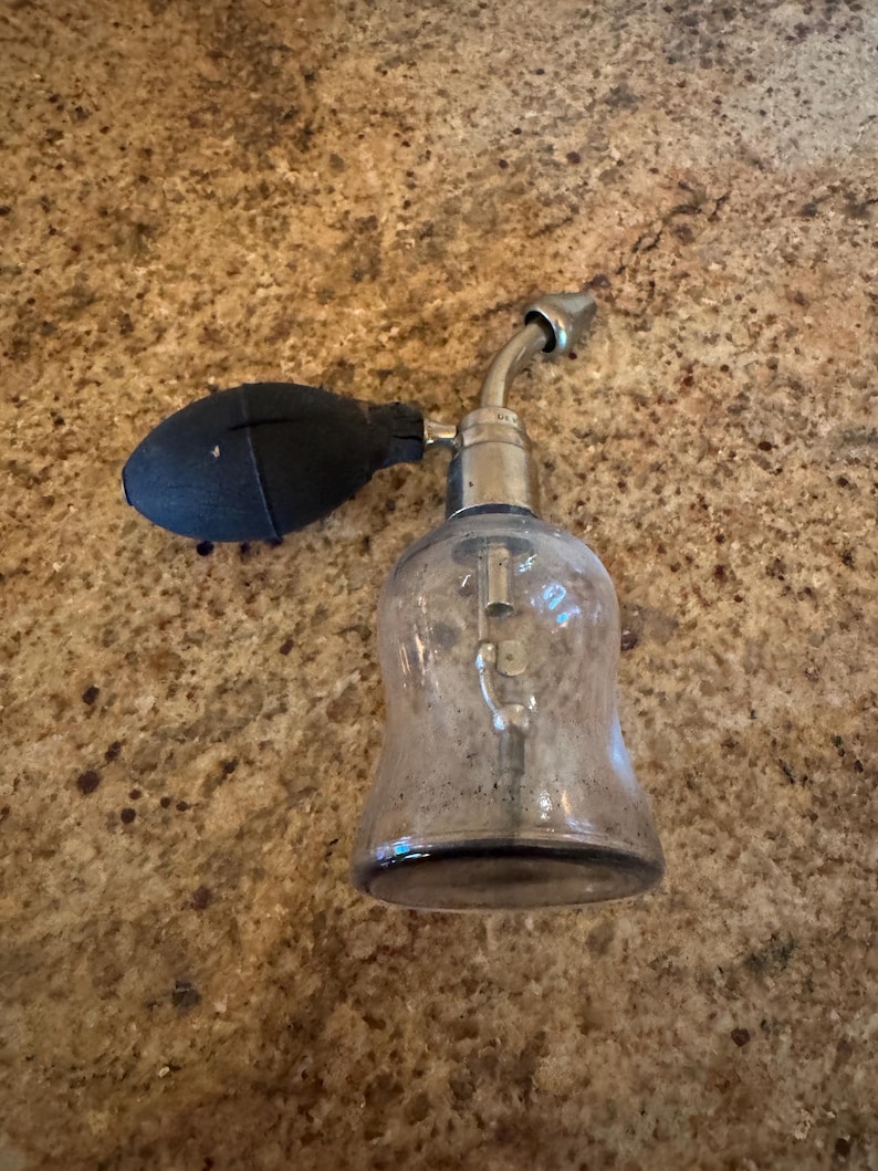 Vintage Nasal Flush Bottle With Rubber Squeeze Bulb Very Cool - Etsy
