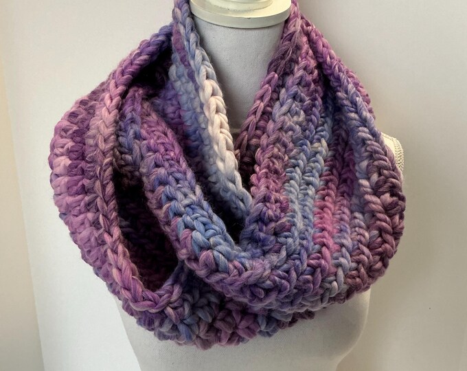 50% Wool Ultra Soft Super Chunky Infinity Scarf Cowl in Shades of Dark ...