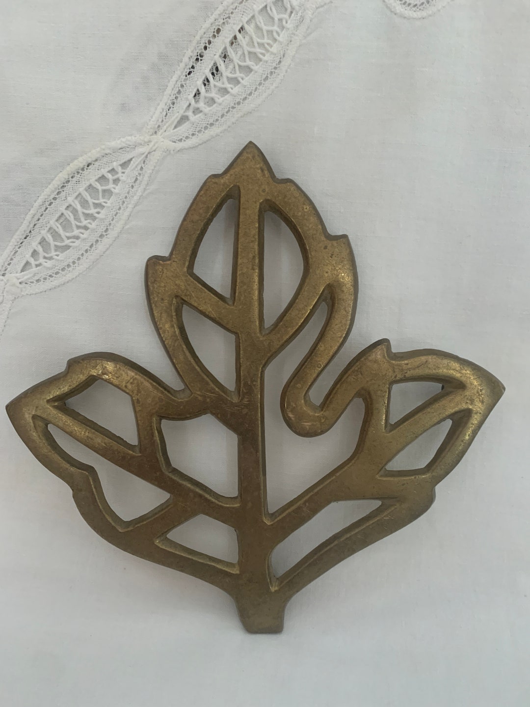 Solid Brass Maple Leaf Footed Trivet Brass Trivet Maple Leaf - Etsy