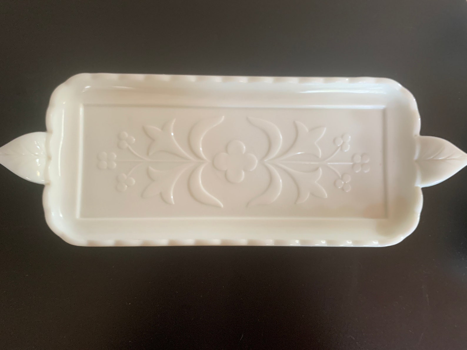 White Imperial Milk Glass Server W 4 Pear-shaped Dishes - Etsy