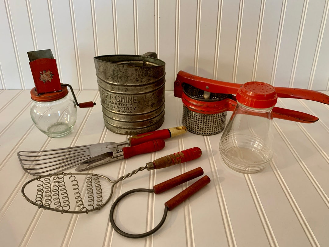 Antique Red Farmhouse Kitchen 8 Piece Gift Package-red Chippy Paint ...