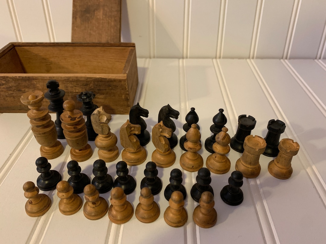 Vintage Wooden Chess Set With Wooden Box- MISSING ONE Pawn - Etsy