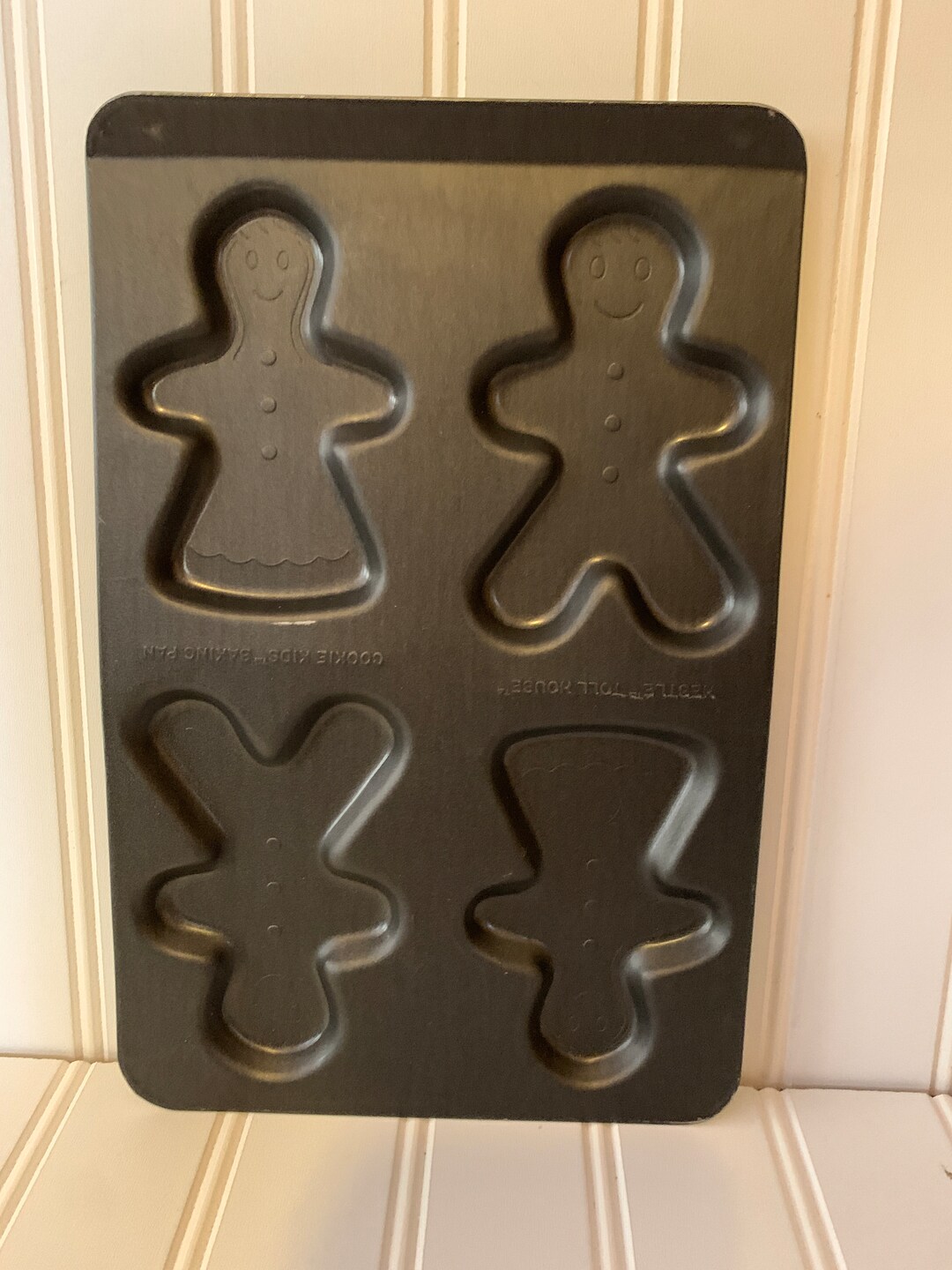 Nestle Toll House Gingerbread Baking Pan Tin Cokie Mold Vintage Kitchen ...