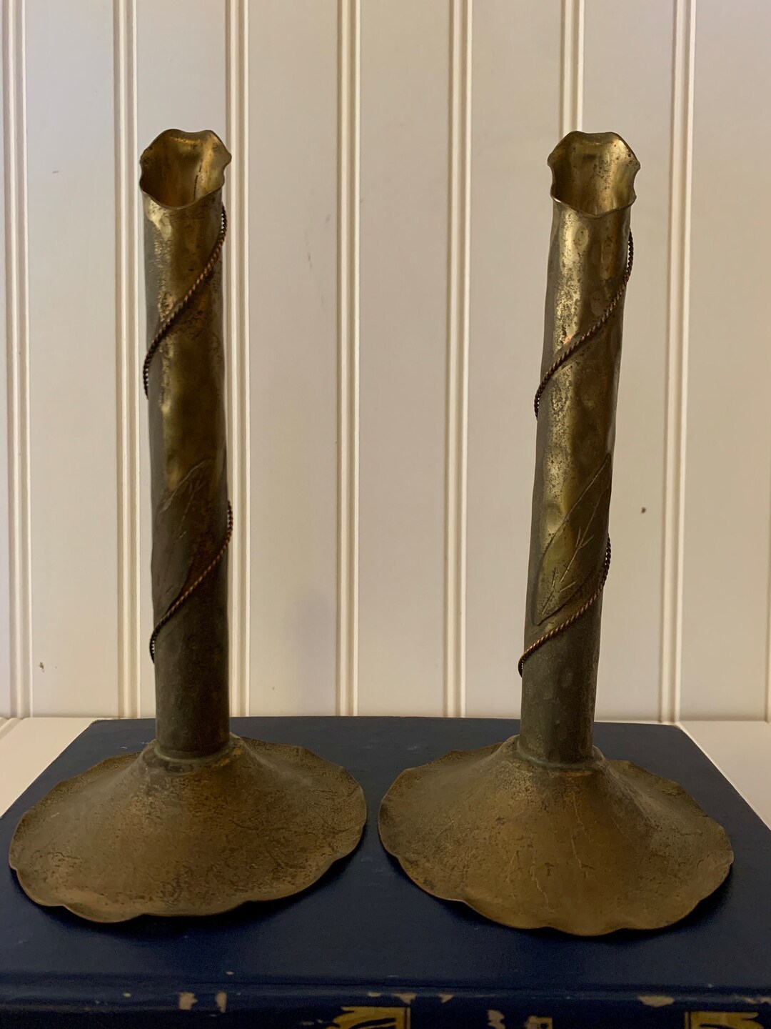 Vintage Brass Bud Vases, Copper Wire Rose Decor, Pair of Urns - Etsy