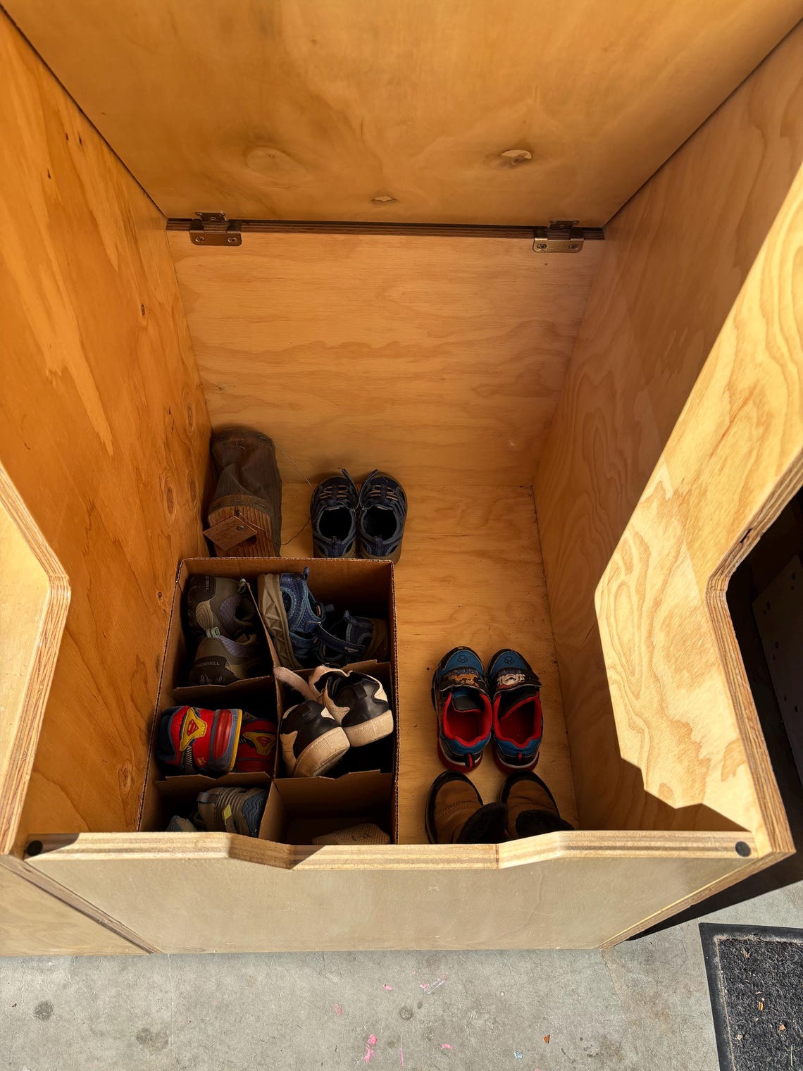 Tidy Lockers With Bench Storage, Individual or Grouped Builds digital ...