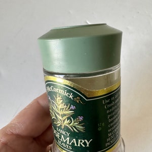 Vintage Mccormick Glass Spice Jars ROSEMARY LEAVES Black Lid Kitchen ...