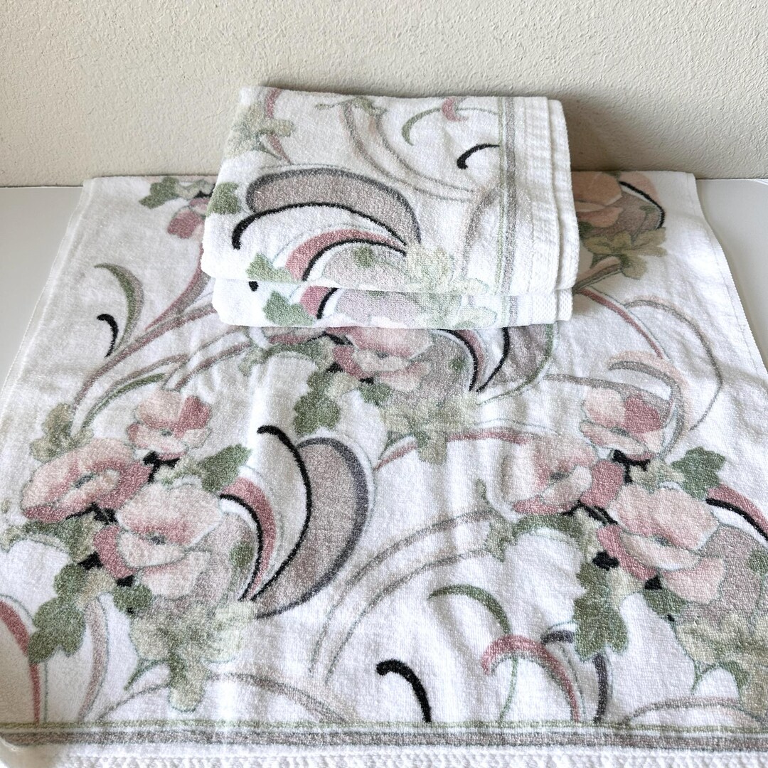 Set of 3 Springmaid Anastasia Bath Towels 48 X 26, Vintage Andre ...