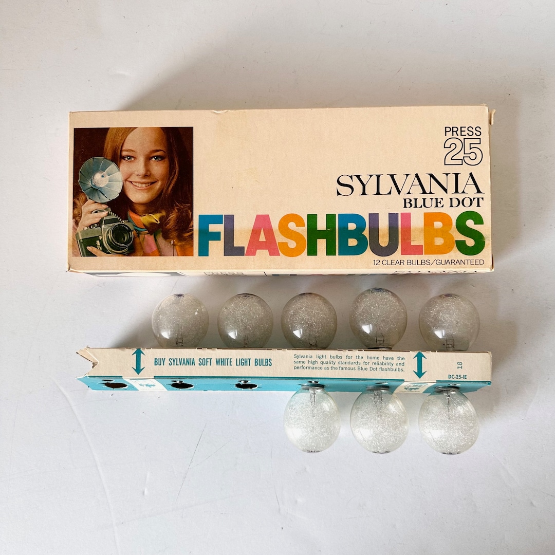 Vintage Sylvania Blue Dot Flashbulbs for Old Photography Equipment Soft ...