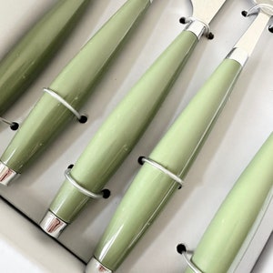 NEW Fiesta Sage 5 Pc Place Setting Stainless Steel Flatware HOMER ...