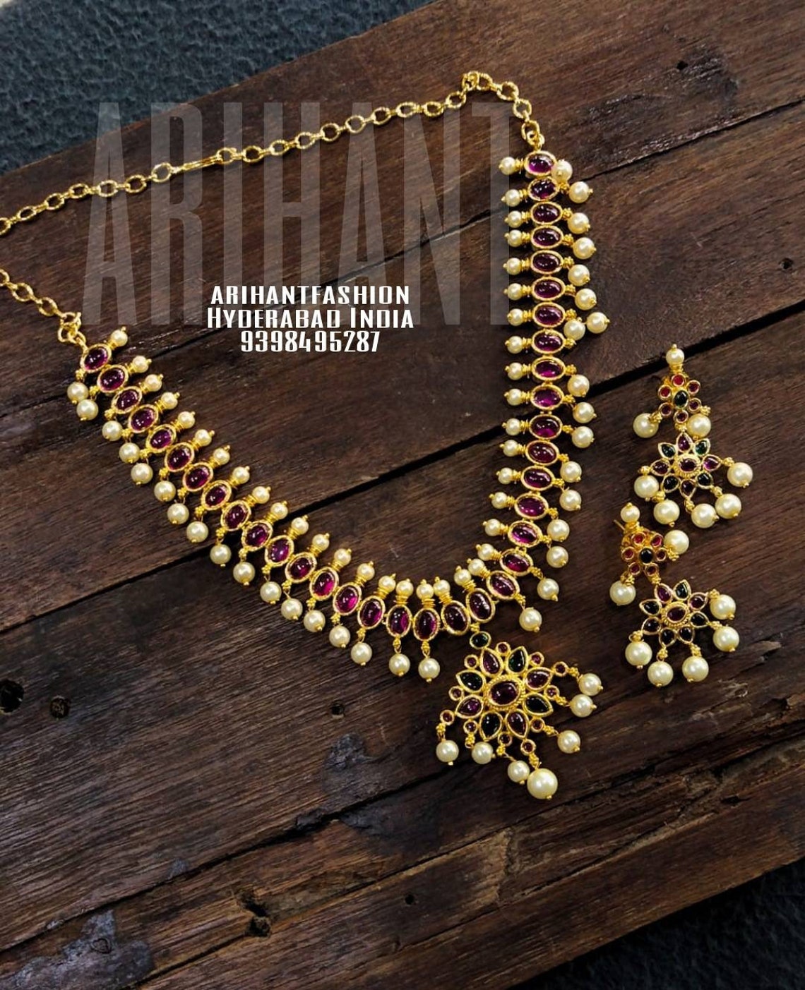 Beautiful gold finished kempu necklace with earrings pressing | Etsy