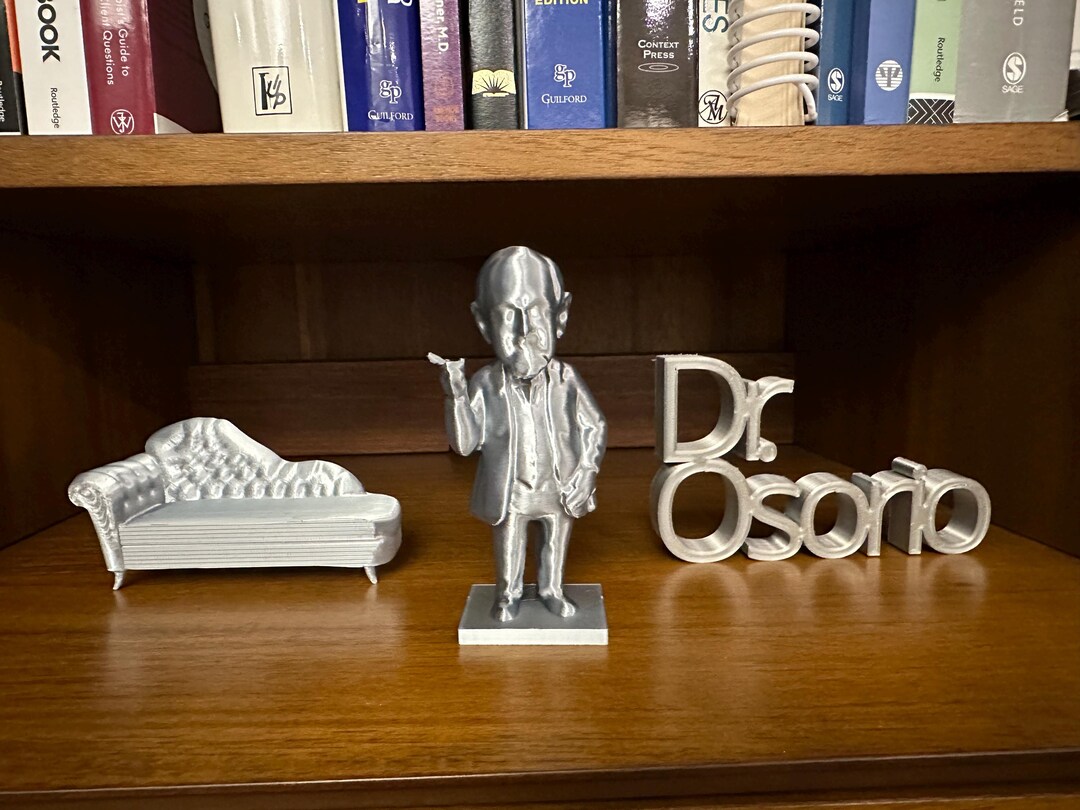 Sigmund Freud Figurine – 3D Printed Unique Desk Statue for Therapists ...