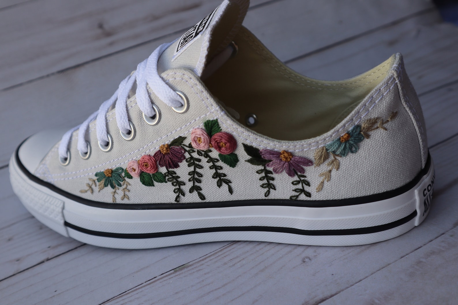 Custom Converse Chuck Taylor All Star LOW Shoes Embroidered by Hand to ...