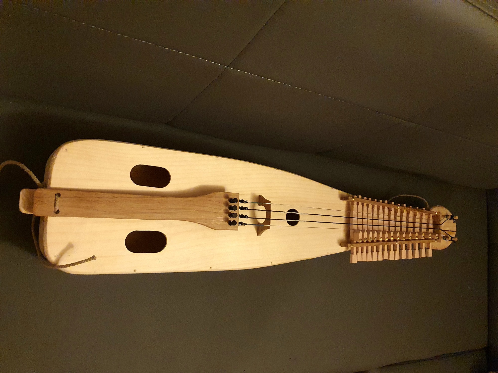 Esseharpa predecessor of Nyckelharpa Like the Moraharpa - Etsy