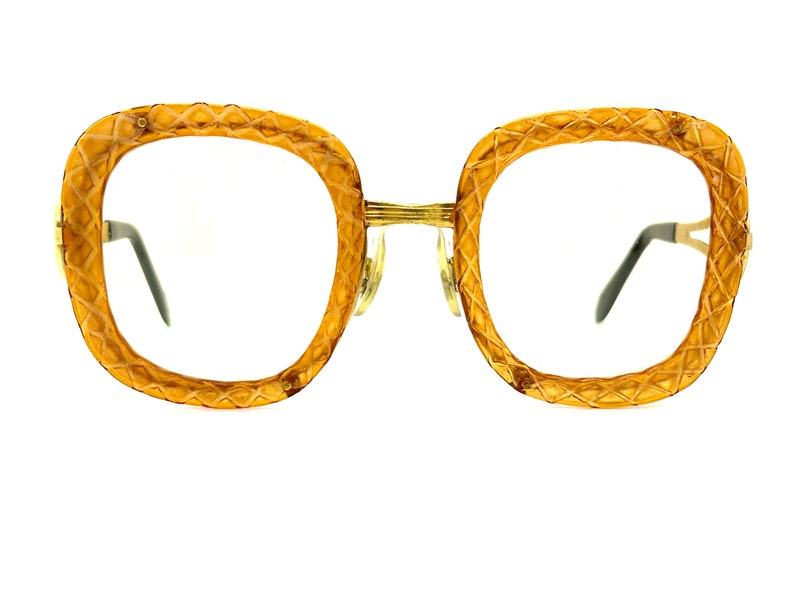 eyeglasses on Tumblr