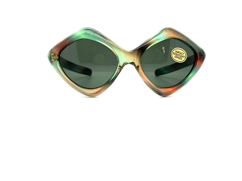eyeglasses on Tumblr