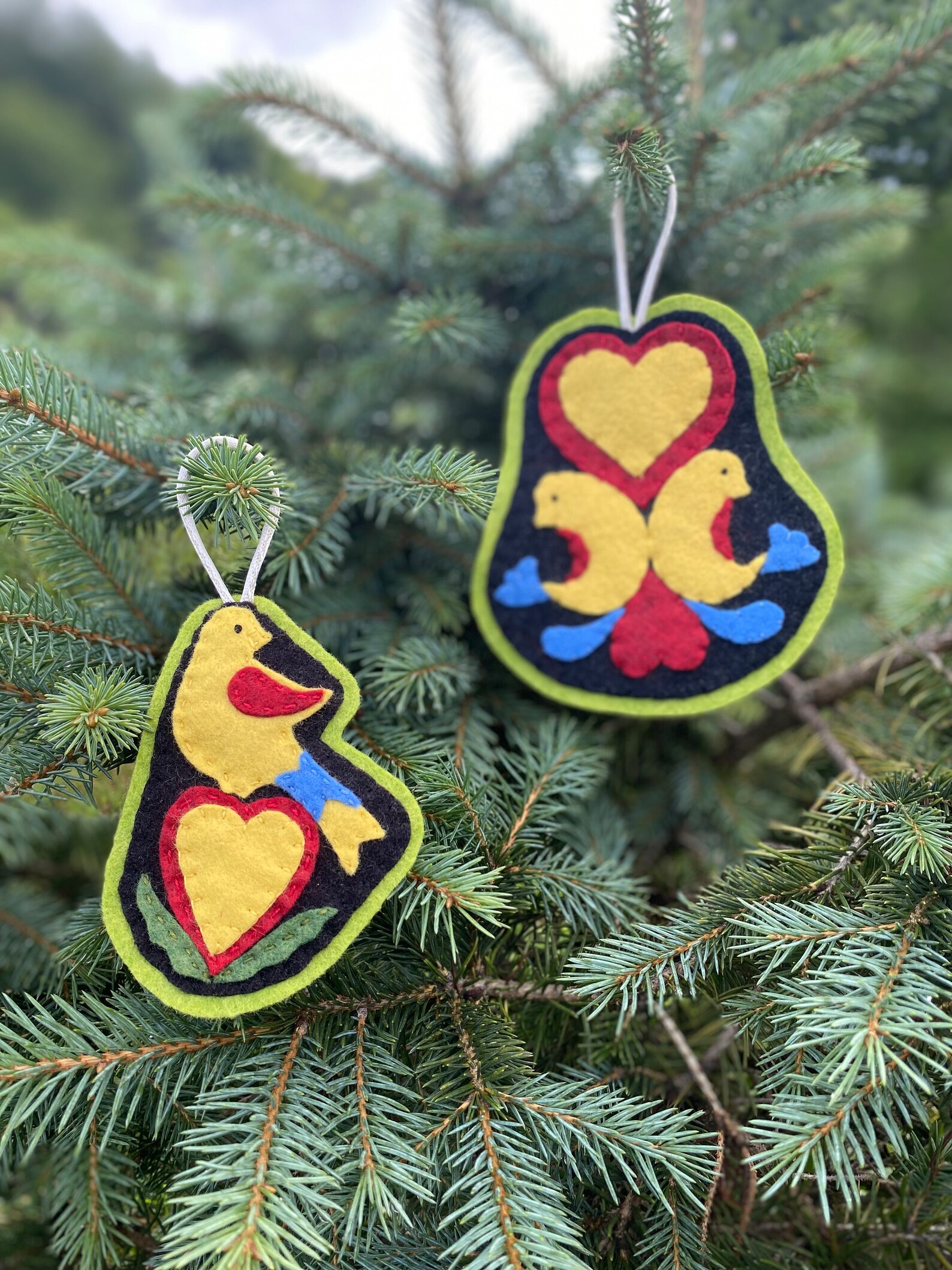 Distelfink Ornaments Are Two Designs in One Digital Pattern. It is a ...