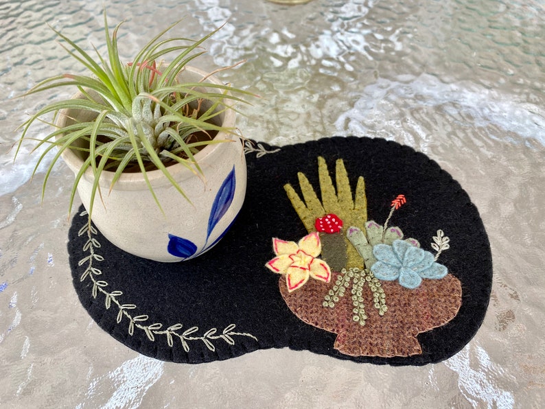 Pot of Succulents Mug Rug - Etsy