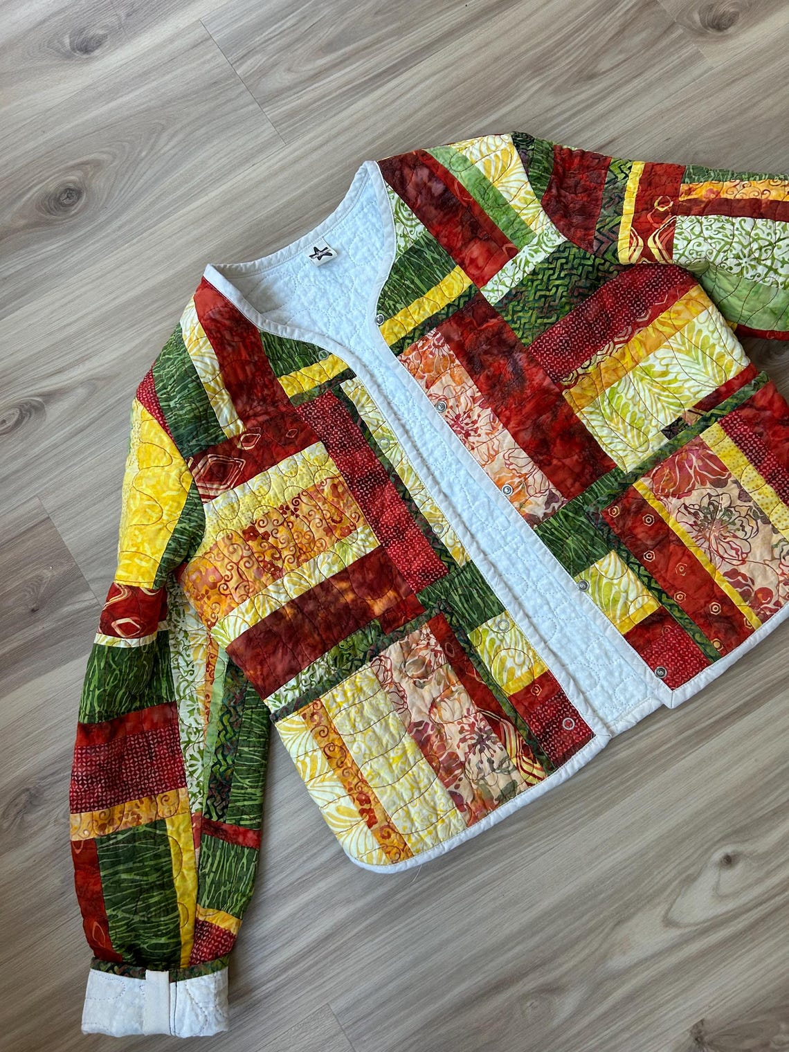 Quilted Jacket Handmade - up Cycled Handmade Quilt- Women’s Size Medium ...