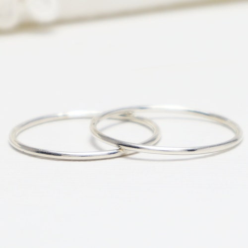 Thin Silver Hammered Ring Set of 2 Rings for Women Delicate - Etsy