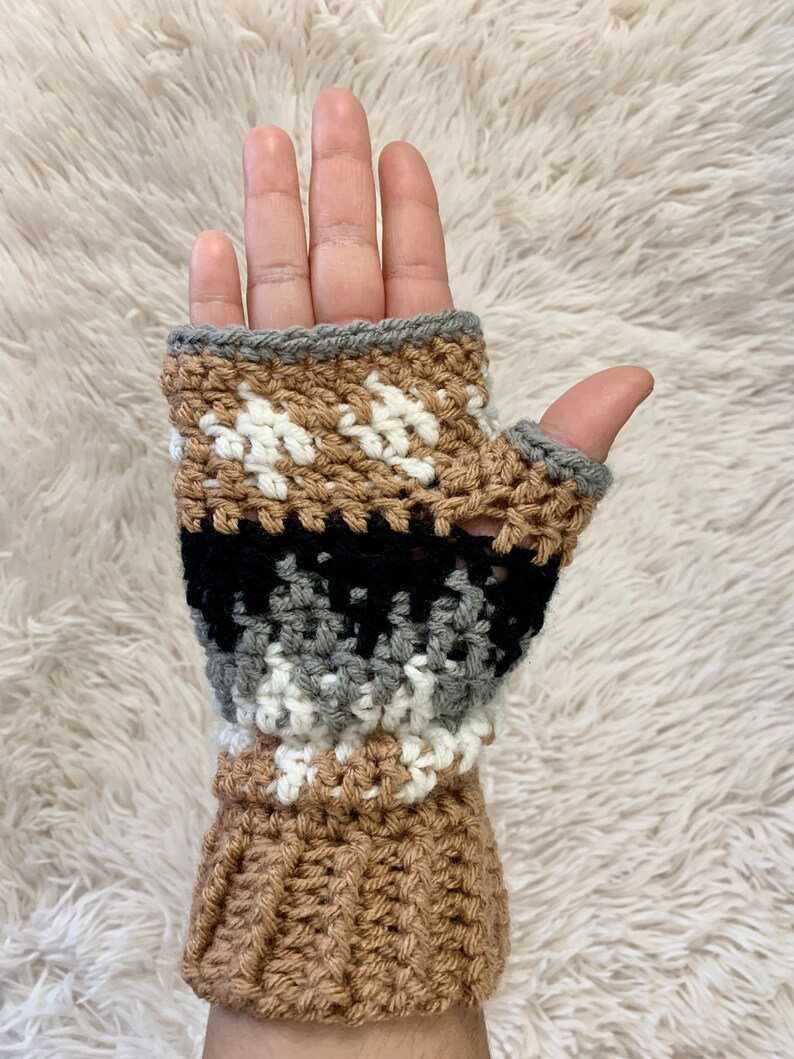 Bernie Sanders Mittens | Texting Gloves | Uncle Bernie’s Inauguration ...