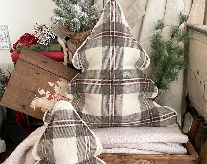 Vintage Pendelton Wool Christmas Tree Pillow ,cottagecore, Repurposed ...