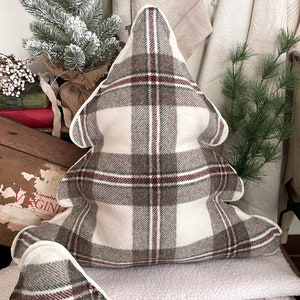 Vintage Pendelton Wool Christmas Tree Pillow ,cottagecore, Repurposed ...