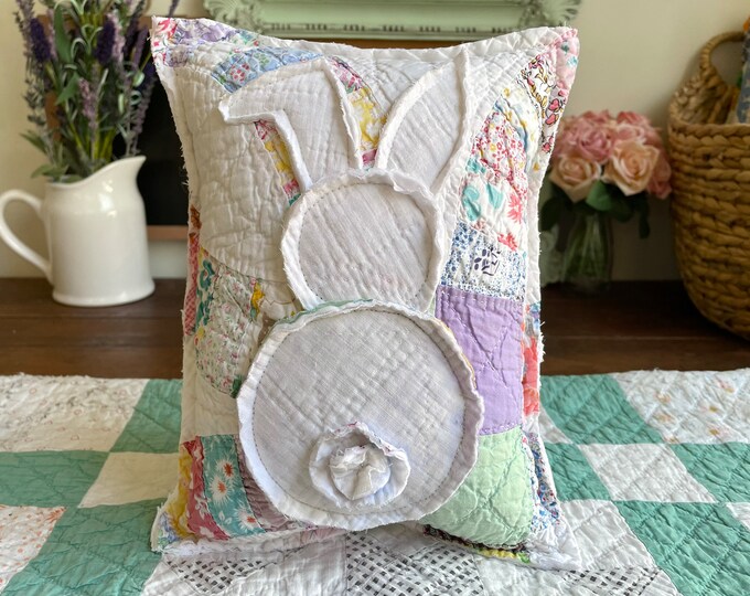 One Farmhouse Vintage Antique Repurposed Quilt Applique Bunny Pillow ...
