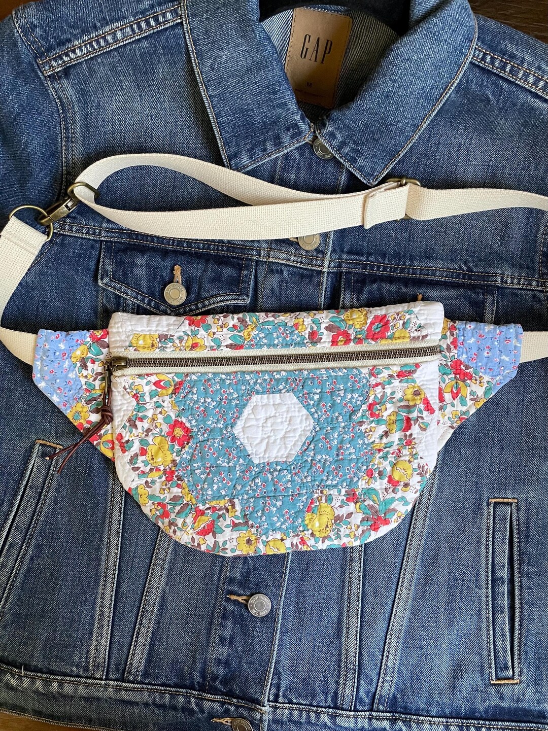 Upcycled Vintage Quilt Hip Pack, Fanny Pack, Bum Bag, Crossbody Bag ...