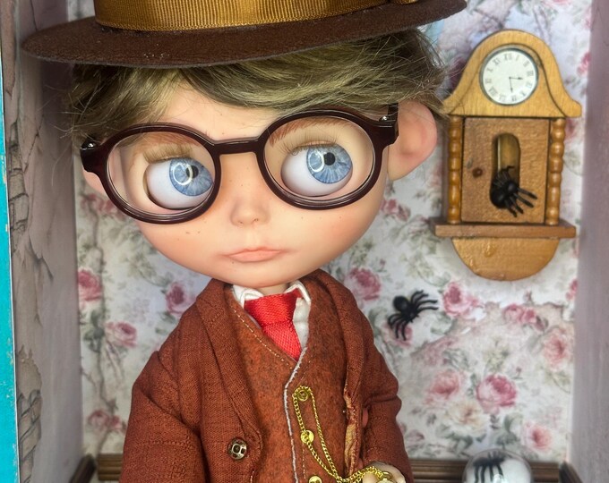 Mr. Whatsit aka Henry Creel aka Vecna OOAK Blythe - Etsy.de