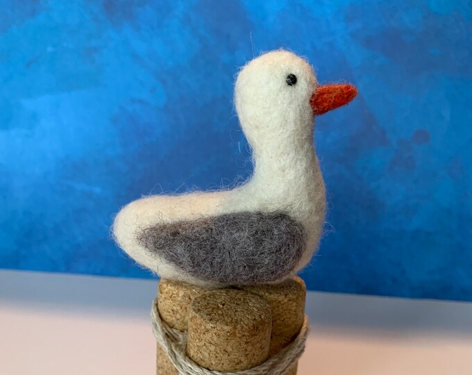 Needle Felted Wool Seagull Sitting on a Wine Cork Post - Etsy